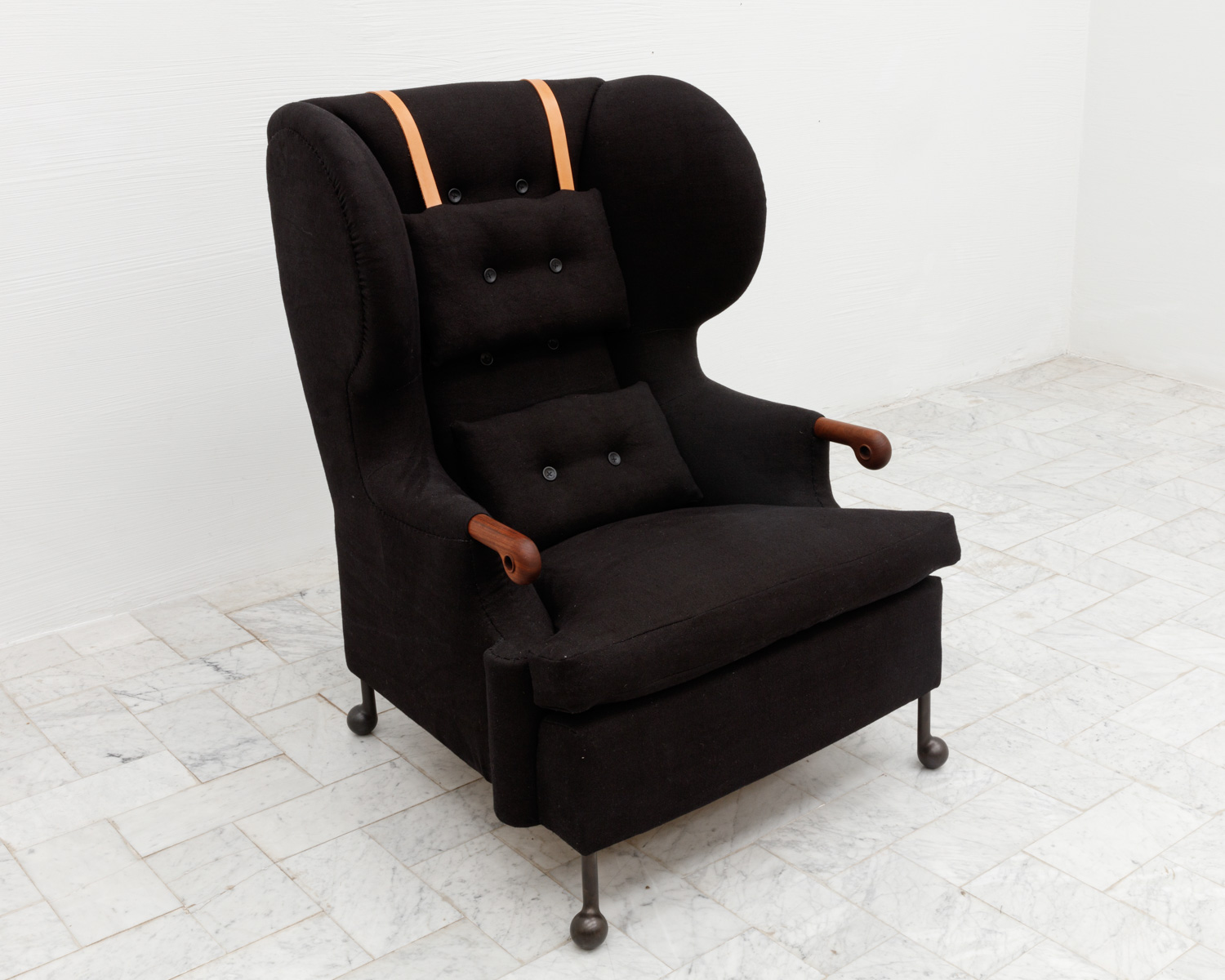 BDDW | ABEL WINGBACK CHAIR